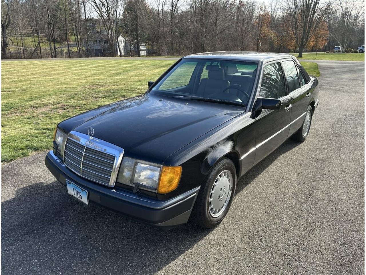 1990 Mercedes-Benz 300E - Voitures Americaines par Sylc